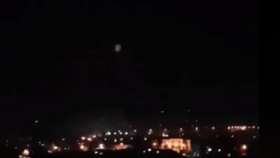 Crnogorci u panici! Misteriozna pojava na nebu uznemirila sve! (VIDEO) - Alo.rs