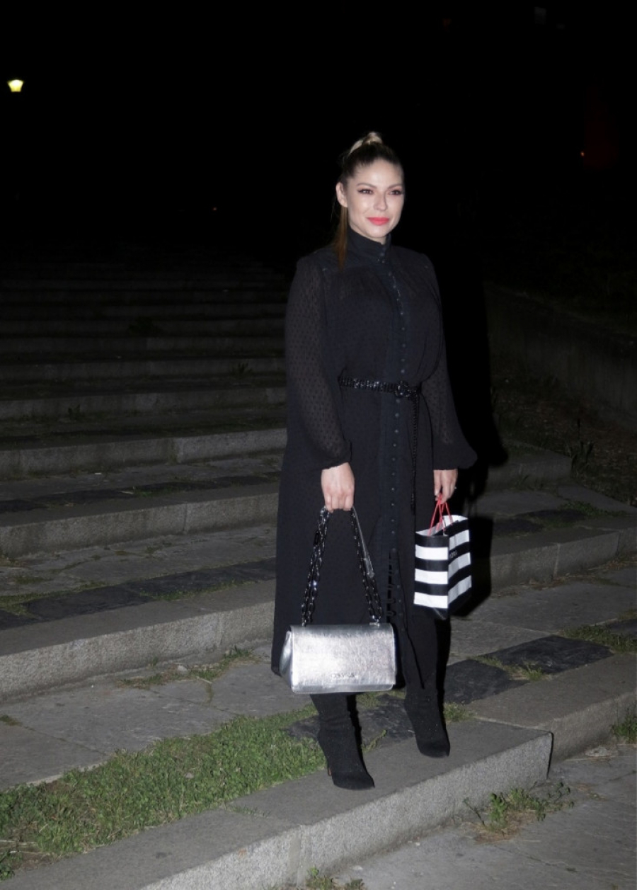 Vanja Mijatović otkrila da pored Božića ima povod za još jedno slavlje, čestitke pristižu sa ...