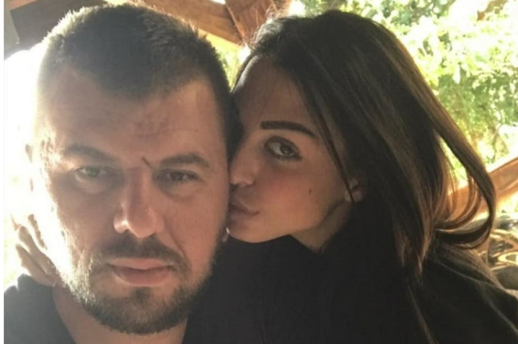 Maja i Janjuš nisu izdržali, pao poljubac, a ona njemu nakon toga predložila ovo! (FOTO/VIDEO ...